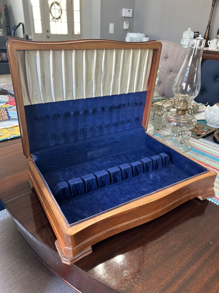 Vintage Wooden Oneida Community Silverware Flatware Storage Chest Blue ...