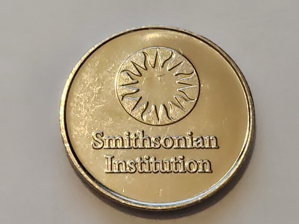 Smithsonian Institute Collector Token - Smithsonian Castle | eBay
