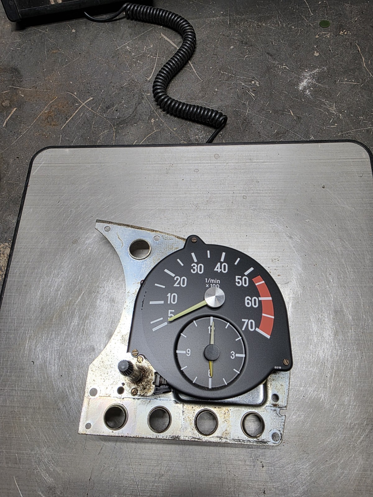 🐝Mercedes (R107) 450SL 380SL Tachometer Gauge Tac Clock 230/102/13 | eBay