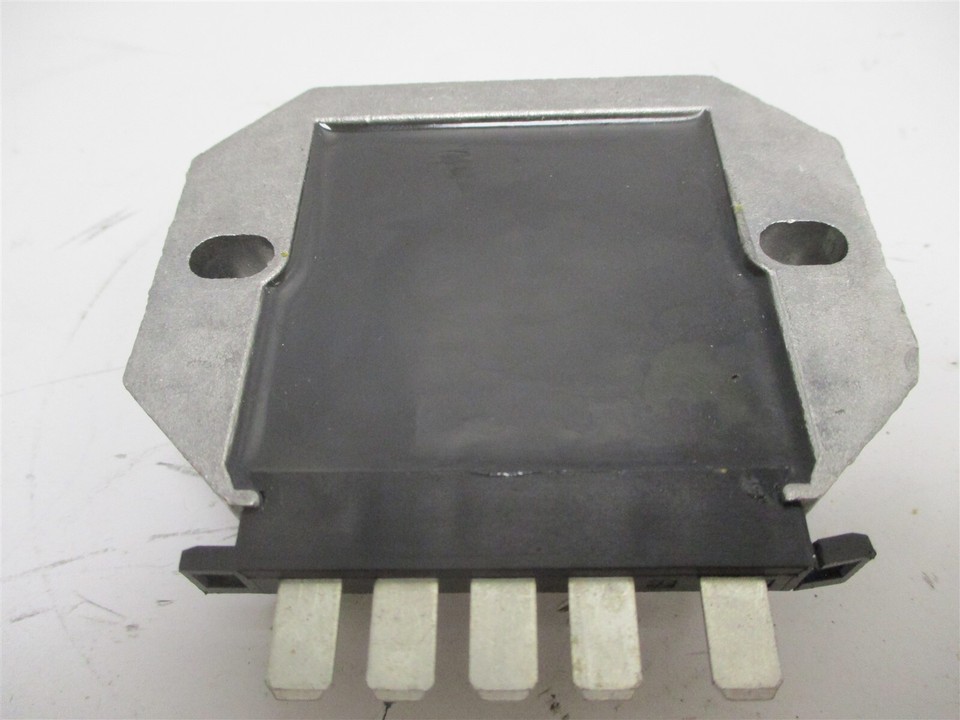 19844-64600 GENUINE KUBOTA VOLTAGE REGULATOR RS51 5-TERMINAL | eBay