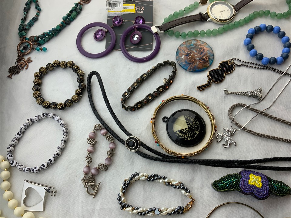 Jewelry Vintage-Modern Huge Lot For Craft Junk most Wearable 2+ pounds ...