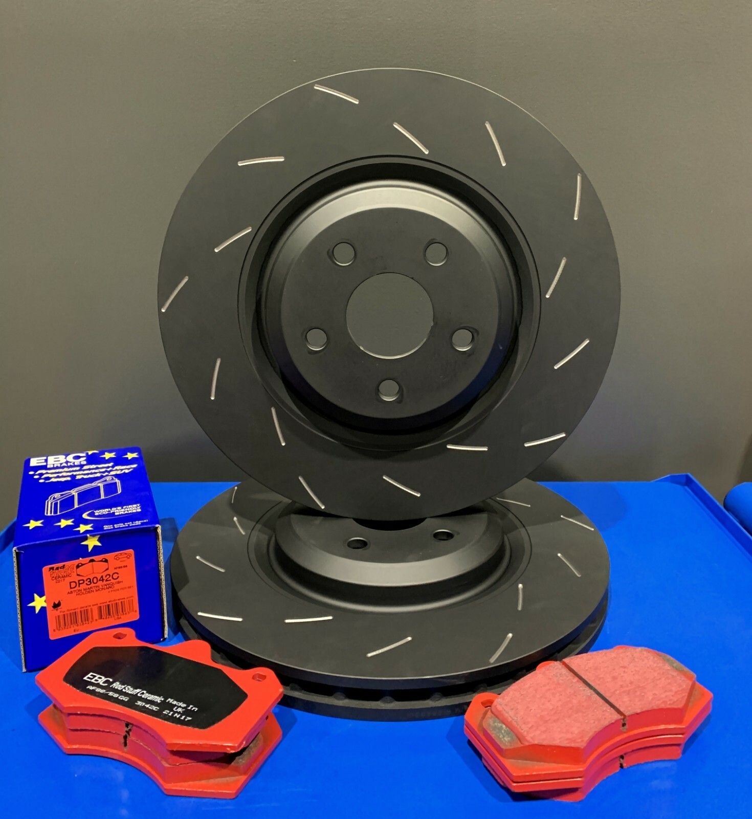 Fit VF R8 HSV MALOO SLOTTED 367mm FRONT Disc Brake Rotors & EBC RED ...