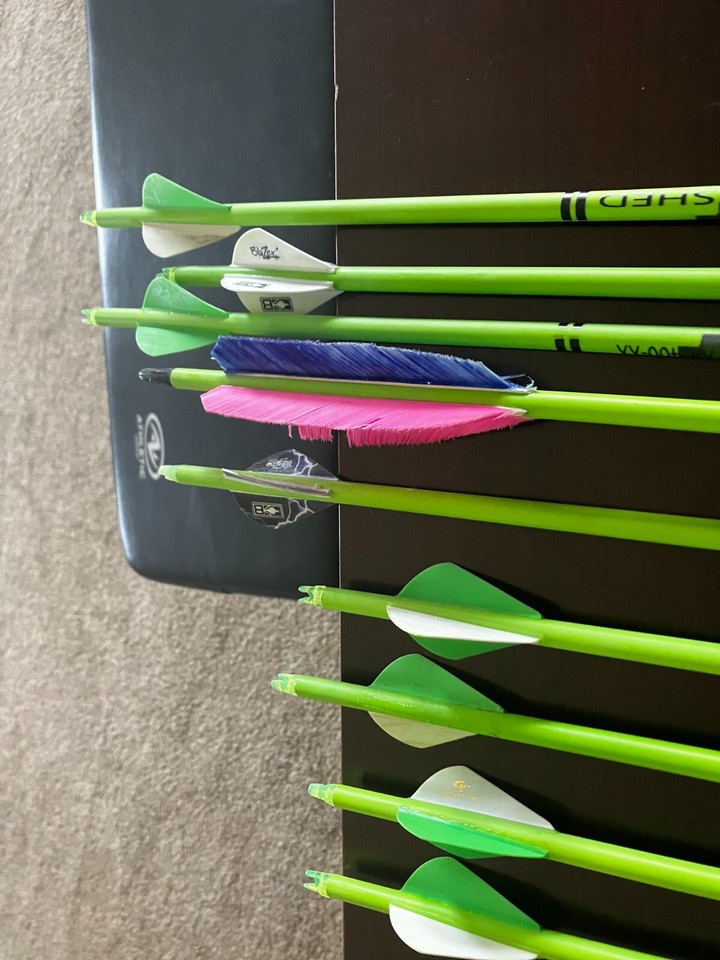 9 Gold Tip Team Primos 400 Arrows Blems | eBay