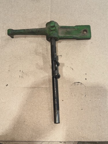 JOHN DEERE EARLY STYLED A GOVERNOR CONTROL ARM A1241R AW AN ANH AWH | eBay
