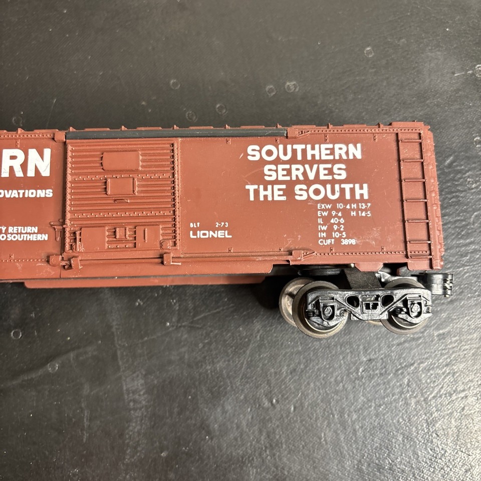 Lionel #9711 Southern Box Car No Box Boxcar red color w/white Graphics ...