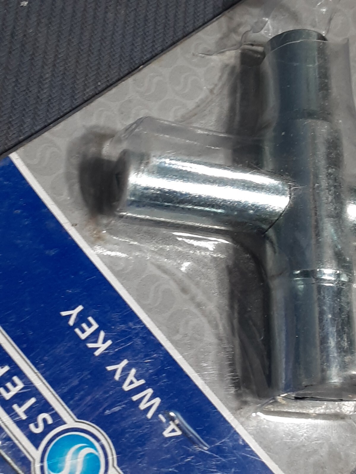 Jones Stephens Corp. J40-005 4-way Lawn Faucet Key for sale online | eBay