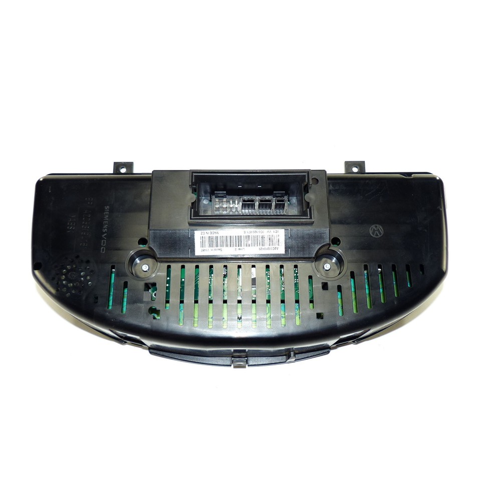 VW Passat 3C B6 Tdi Instrument Cluster 3C0920871E Combined Device Tacho ...