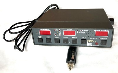 Traffic Control & Road Safety - Kustom Signal Golden Eagle