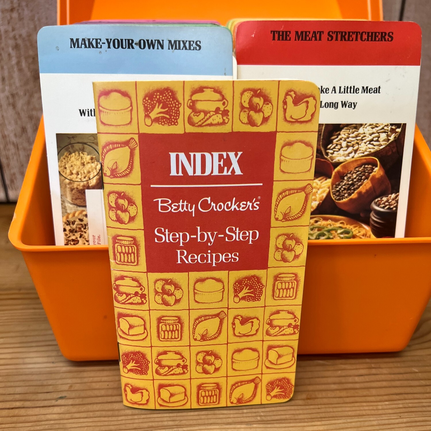 Vintage Betty Crocker Step-By-Step Recipes Cards w/ Index and File Box ...