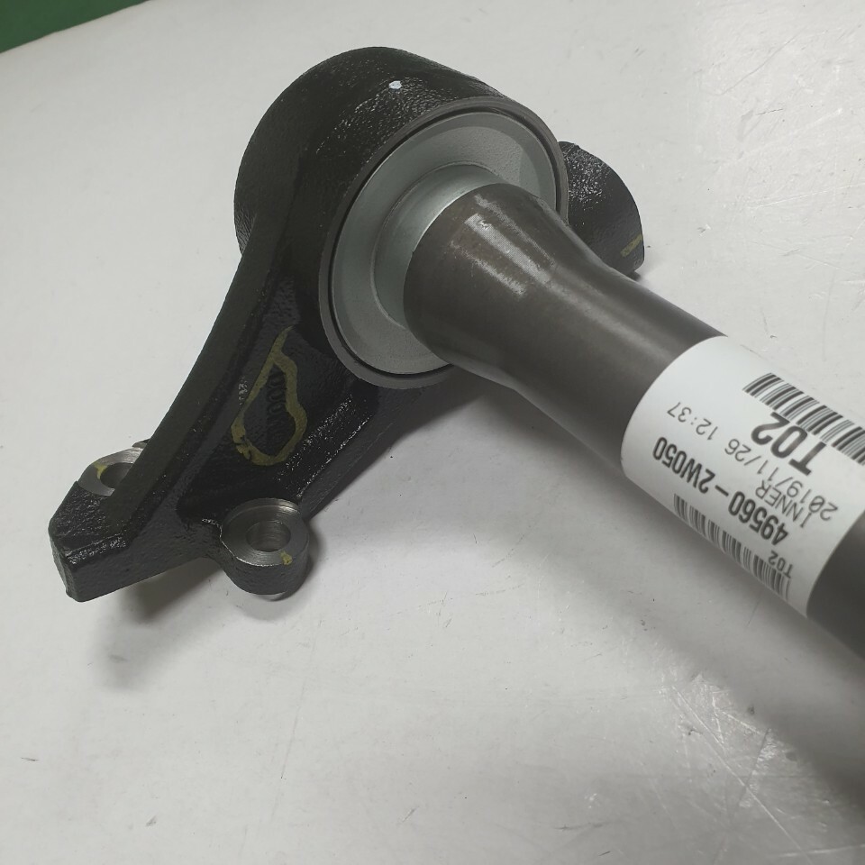 495602W050 Bearing Bracket Shaft RH for 2013 2016 Hyundai Santa Fe ...