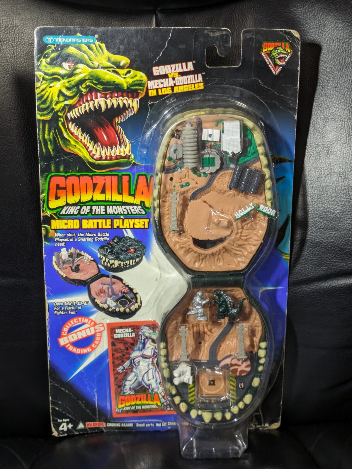 Godzilla Vs Mecha-Godzilla In Los Angels Micro Battle Playset 1994 ...