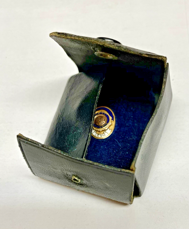 Vintage 10K Gold American Legion Past Vice Commander Pin in Orig ...