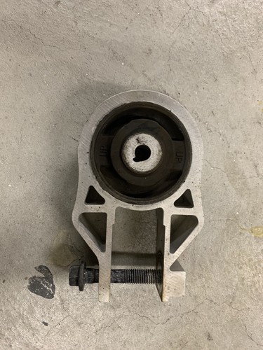 2015-2018 Ford Focus ST OEM rear lower transmission mount bracket | eBay