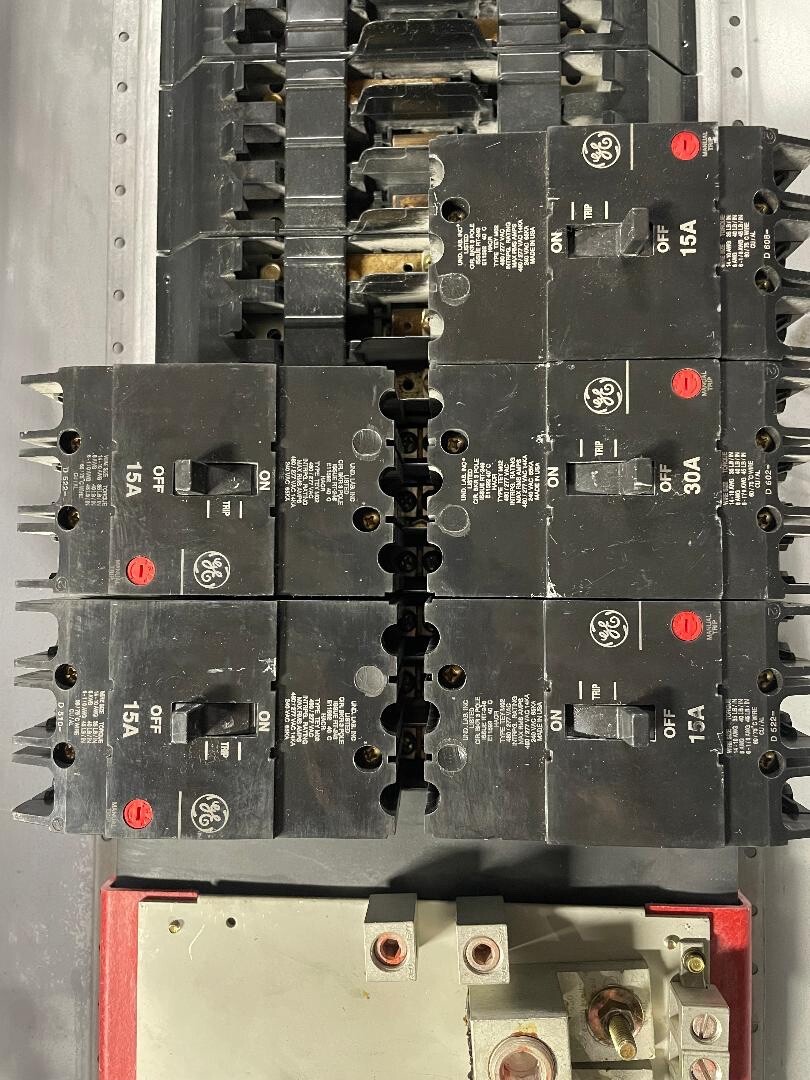 GE General Electric 400 Amp Main Lug Panelboard - 480Y/277V - 3Ph 4W W ...