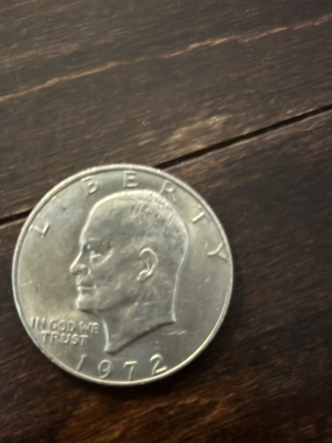 1972 President Eisenhower One Dollar Coin. NO Mint Mark. Great ...