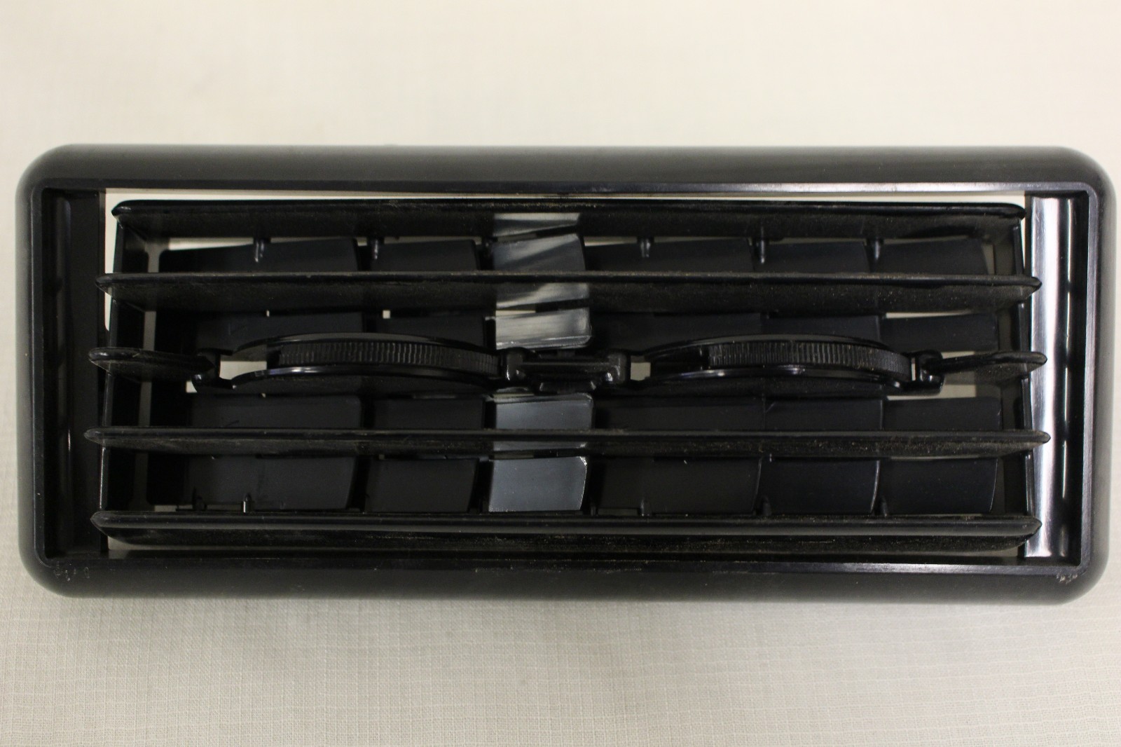 AC Vent for 1 1/4-Ton HMMWV - NSN: 2540-01-460-4953 - P/N: 01-05082 ...