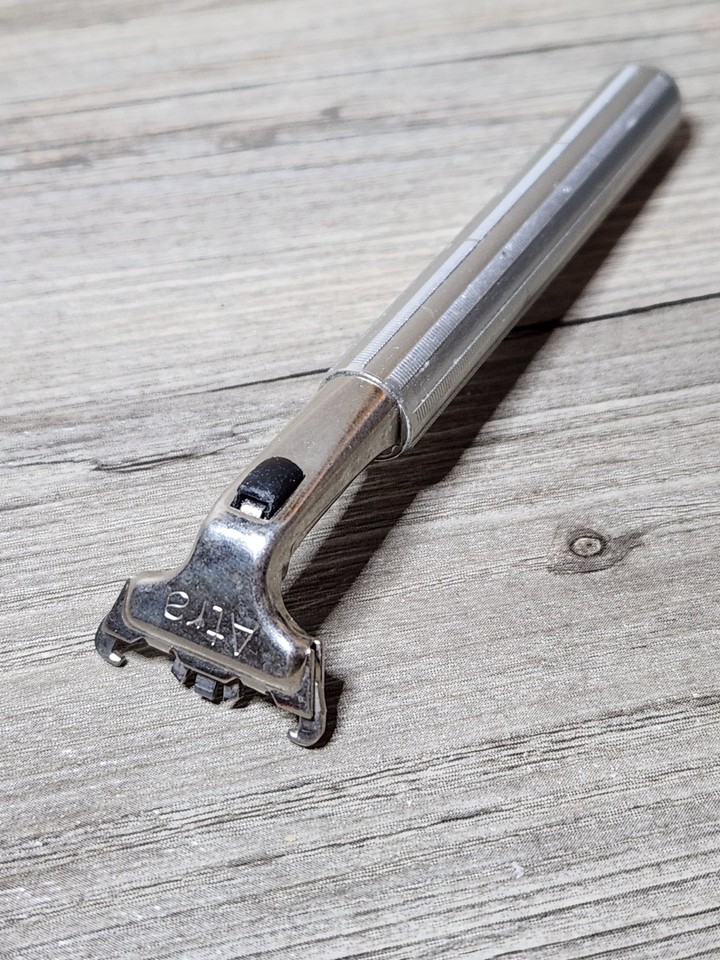 Vtg 1987 Gillette ATRA H-4 Cartridge Razor Aluminum Handle All Metal ...