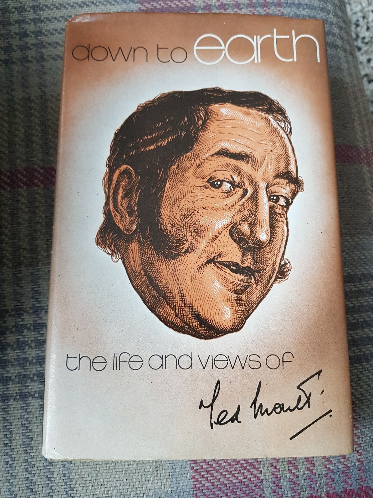 Down to Earth - The Life and Views of Ted Moult, Moult, Ted, Gold 5c ...