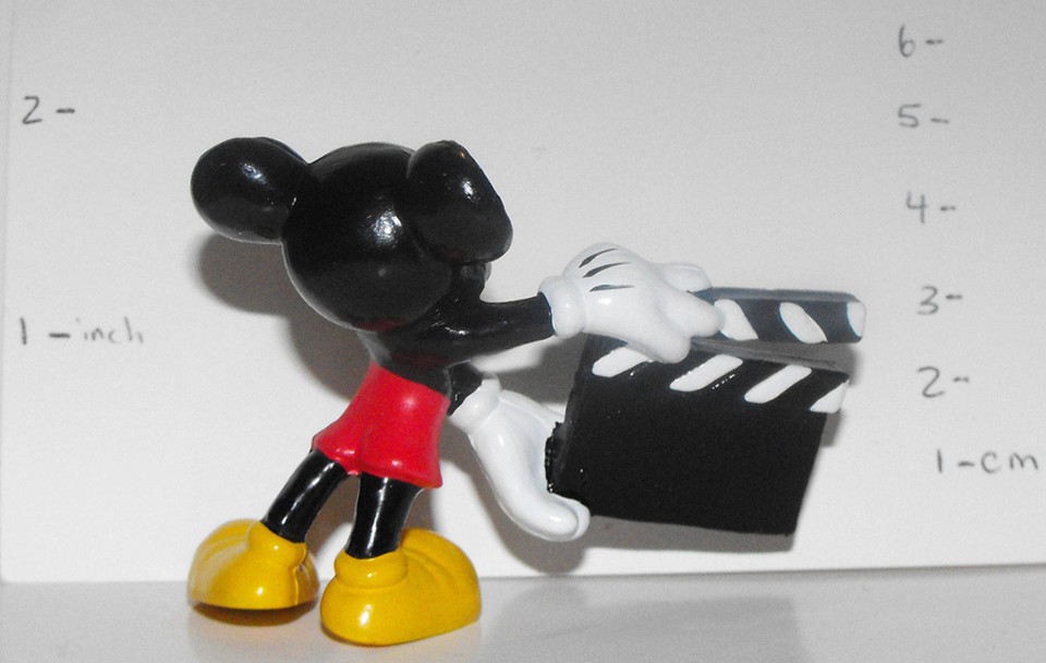Mickey Mouse Movie Clapperboard Figurine DMMF248 | eBay