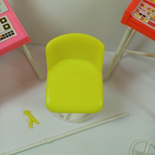 1986 Barbie Rockers Doll RECORDING STUDIO Playset Keyboard Mixer ...