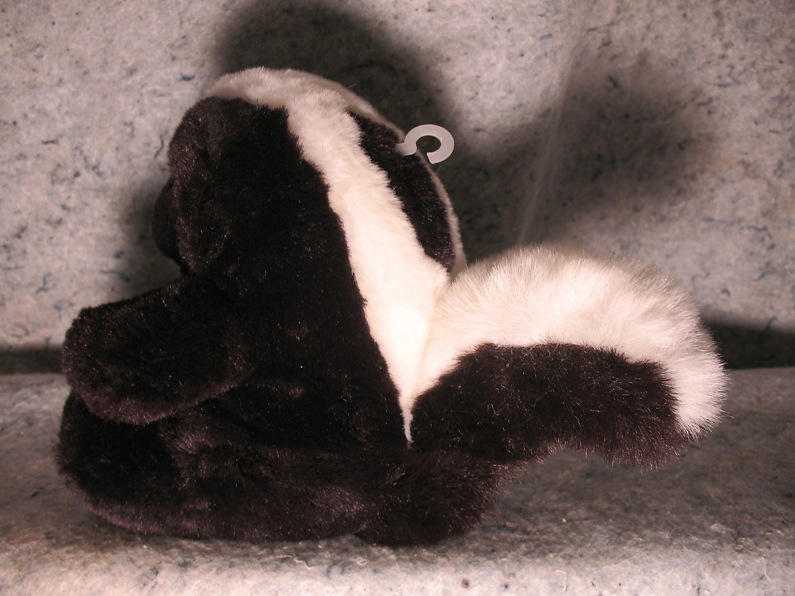 24K Polar Puff vintage black white SKUNK Plush children's stuffed ...