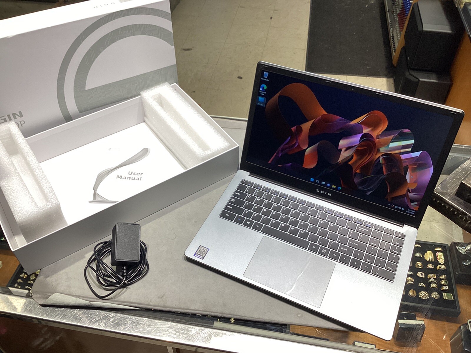 SGIN M15 Laptop 15.6 Inch, 4GB DDR4 128GB SSD Windows 11 *See Pictures ...