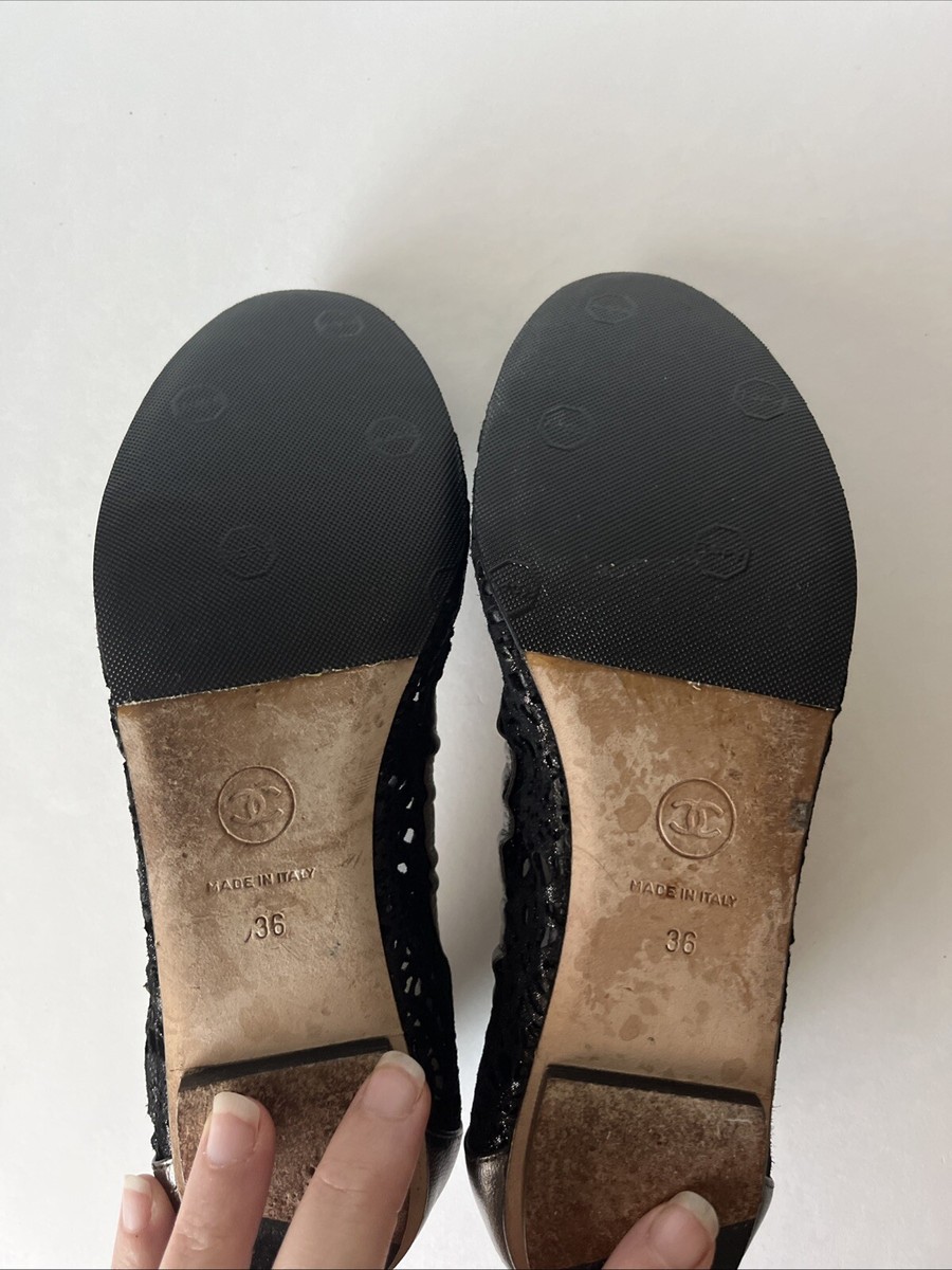 Chanel Flat Lace Eyelet Cutout Size 36 Cap Toe CC Logos Chanel Flat Lace Eyelet Cutout Size 36 Cap Toe CC Logos