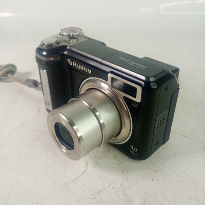 Fujifilm FinePix E900 9.0MP Digital Camera, Black Fuji + 1 gb Memory Card | eBay