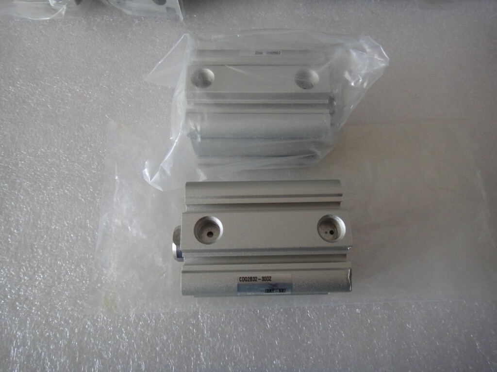1pc New SMC thin cylinder CDQ2B32-30DZ | eBay