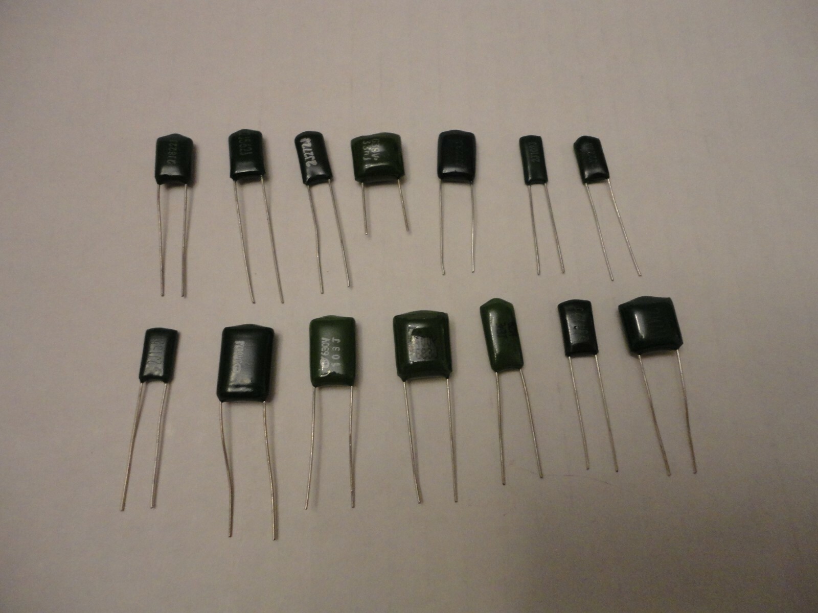 140 Pcs Pack Lot Polyester Film Capacitors Assorted Kit Set 630V 0.001 ...