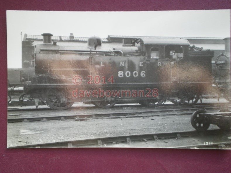 POSTCARD LNER RIDDLES CLASS J94 0-6-0ST LOCO NO 8006 | eBay