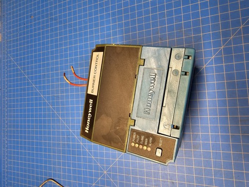 Honeywell RM7890 A 1015 Burner Control, 120 Vac | eBay