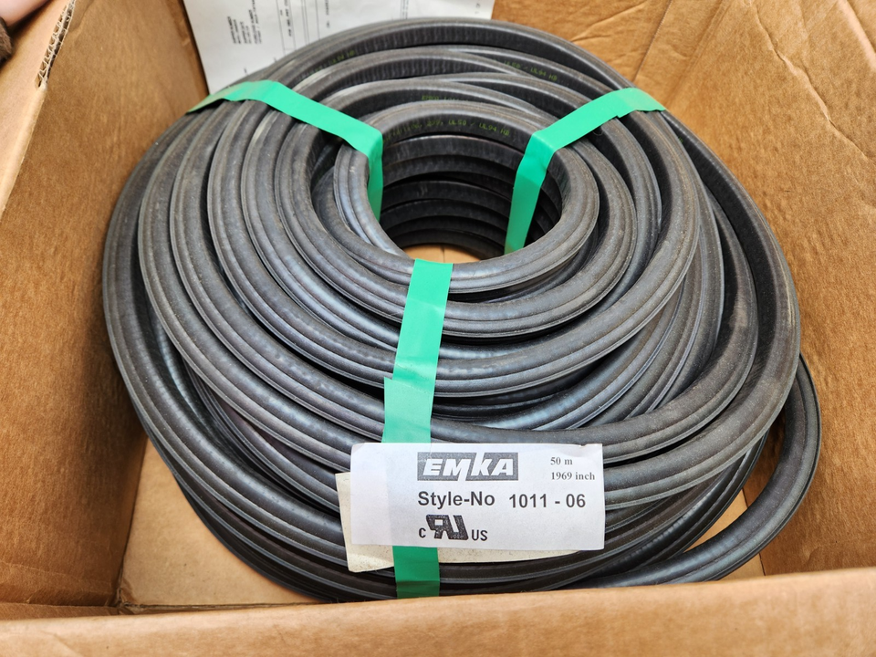 1011-06 EMKA Sponge Rubber EPDM Gasketing Edge Protection Profile Self ...