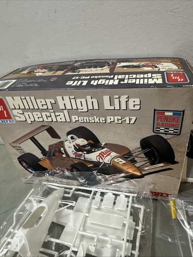 AMT Miller High Life Special Penske PC-17 Cart 1:25 Scale New Open Box ...