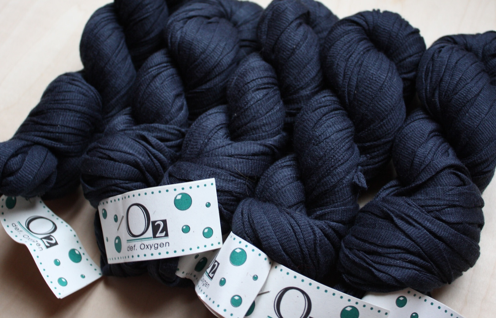 Berroco O2 Oxygen Yarn 5 Skeins Brand New Navy 9506 | eBay