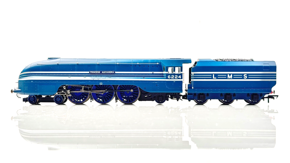 HORNBY 00 GAUGE - R2788 - LMS BLUE CORONATION LOCO & COACH PRESENTATION ...