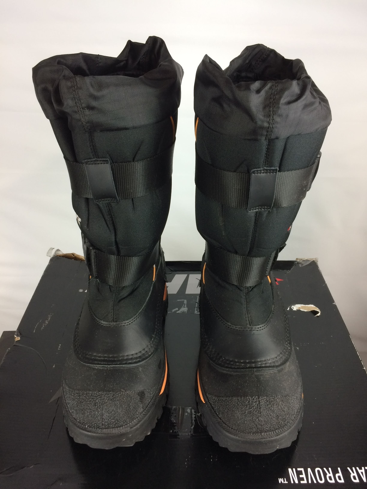 Excellent Baffin Wolf Men's Winter Boots, Black/Exp Gold, M11 | eBay