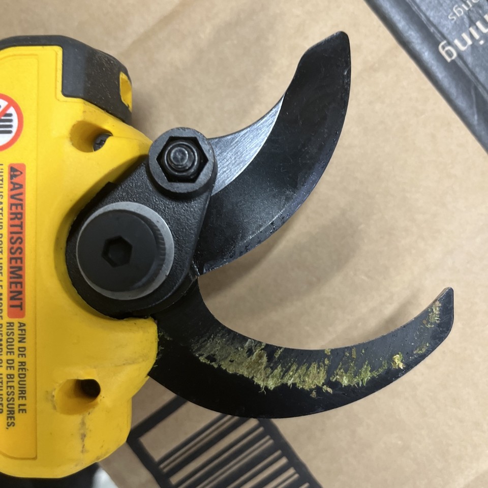 DEWALT DCPR320 20V MAX Pruner Brushless Motor Tool Only AB | eBay