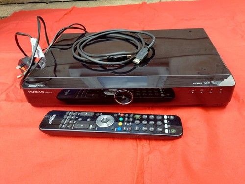 Humax HDR-FOX T2 Twin Tuner HD 1TB Recorder with remote - Used ...