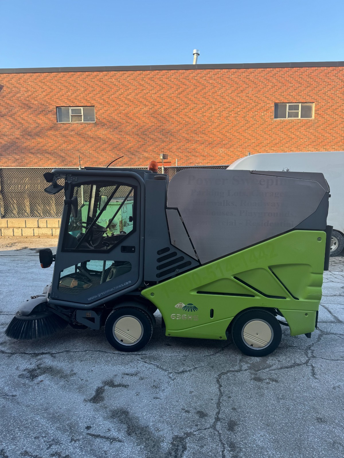 Tennant Green Machine 636 HS Diesel Street Sweeper | eBay
