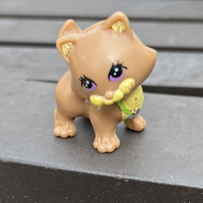 VINTAGE 1992 KENNER LPS LITTLEST PET SHOP TAN + YELLOW CUTESY KITTENS ...