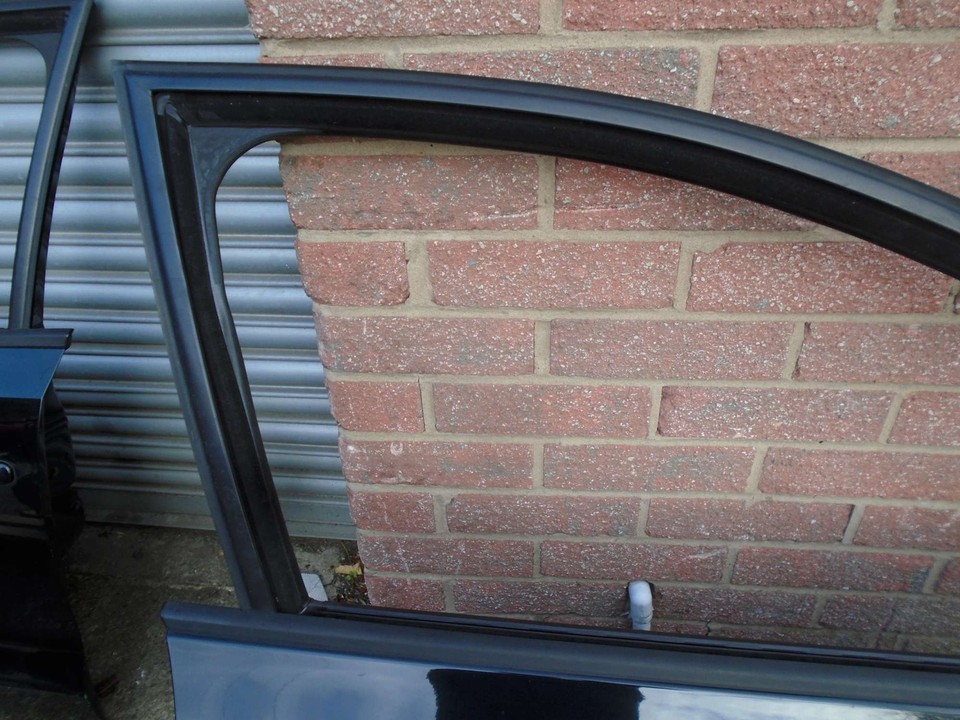 VOLKSWAGEN POLO DOOR - BARE (FRONT DRIVER/RIGHT SIDE) BLACK 5 DOOR 2009 ...