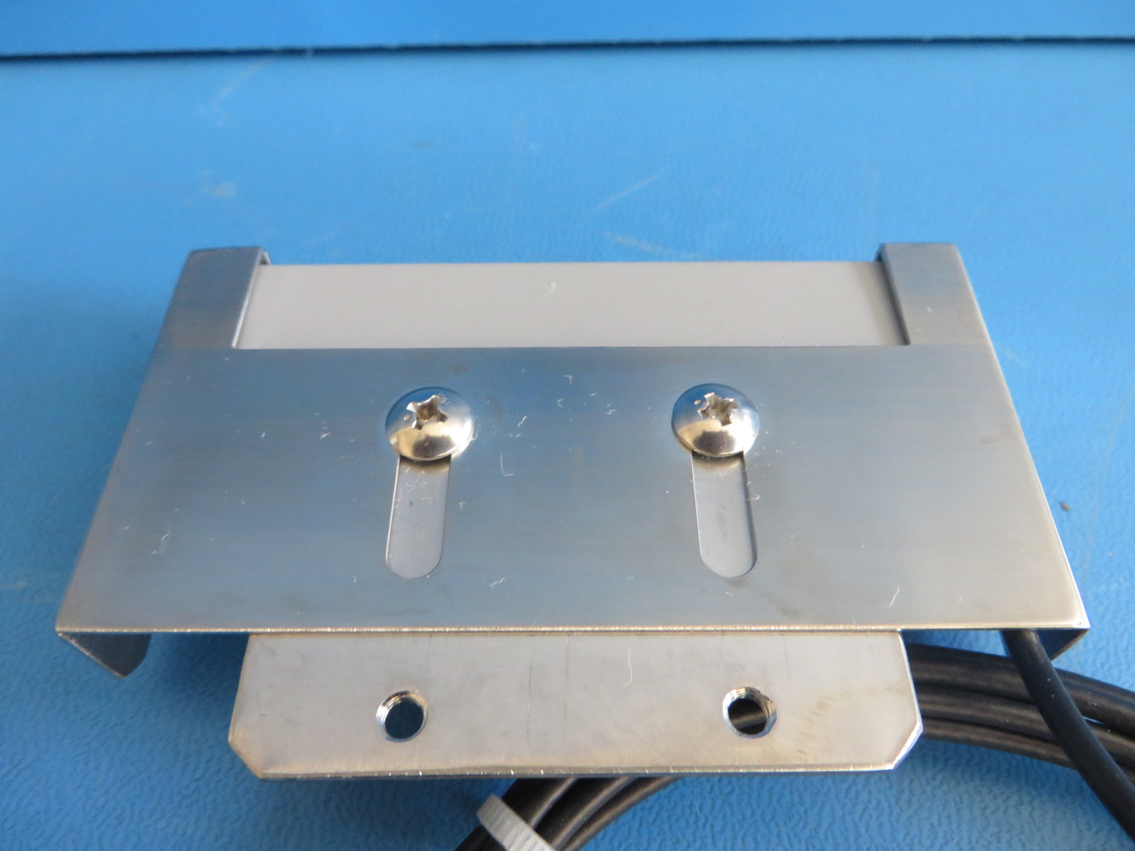 Asyst 9700-6224-01 revision C Assy Sensor with SST Bracket for ATR-9000 ...