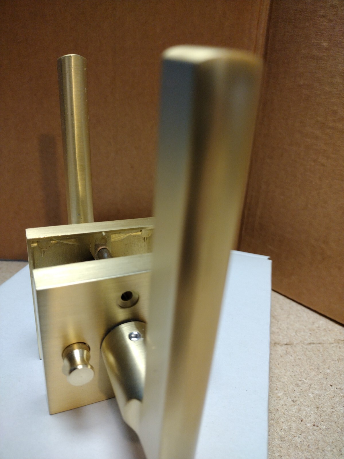 Linkaa, Privacy Door Lever w/Lock, Gold Stain Brass, Keyless Door Lock ...