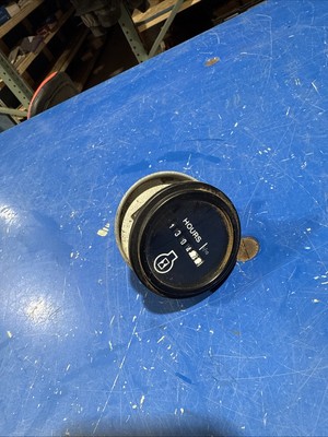 ORIGINAL JOHN DEERE HOUR METER 332 322 316 314 318 400 AM36345 NLA 1304 ...