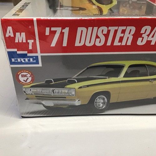 AMT ERTL 1971 Plymouth Duster 340 Model Kit #31225 1/25 Scale Factory ...