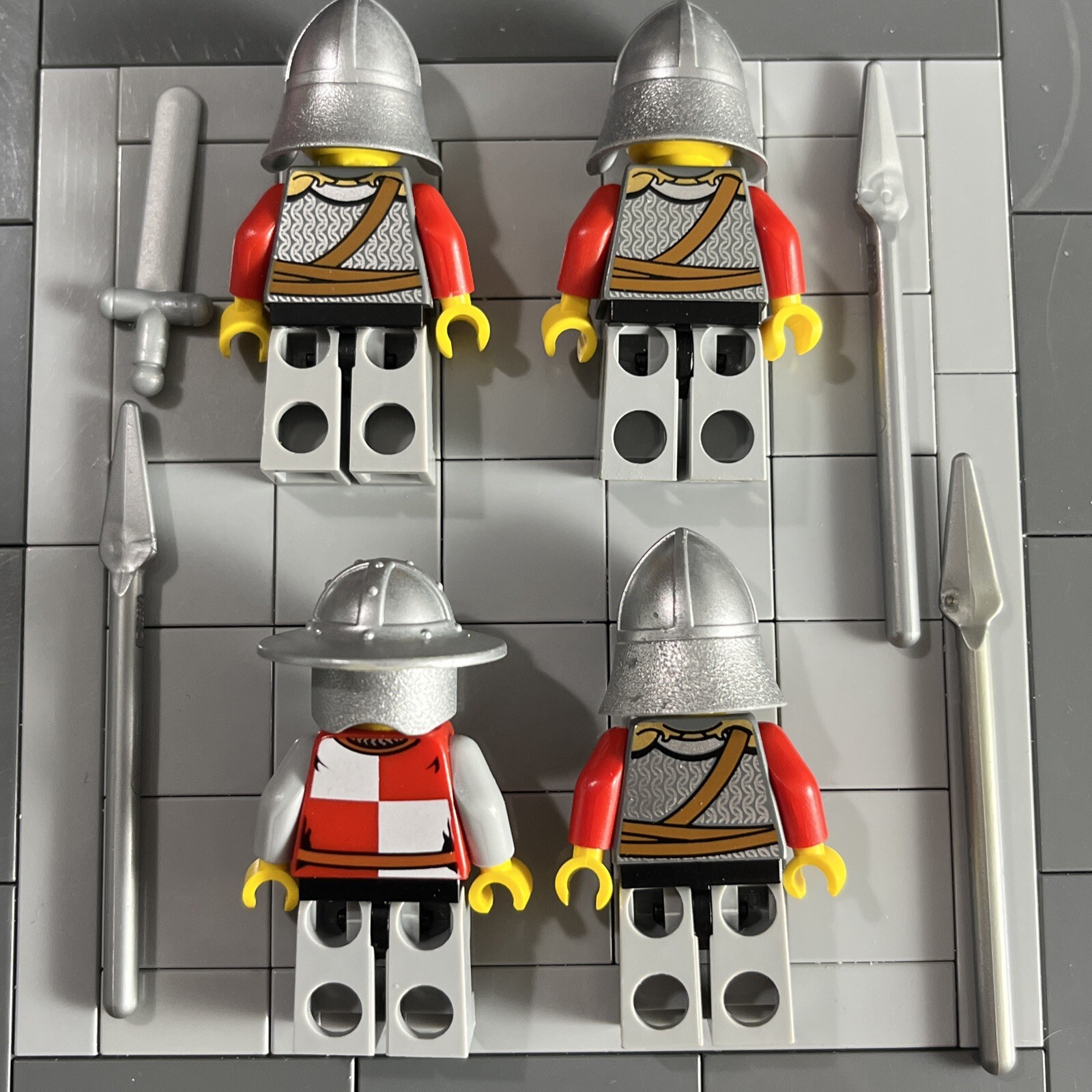 LEGO minifigure Lion Knight And Soilders Castle Kingdoms Lot Of 4 C4 76 ...