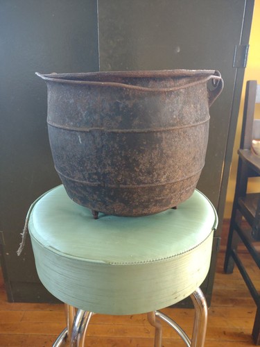 Large Antique no. 8 Qt Cast Iron 3-Footed Feet Gypsy Kettle Pot ...