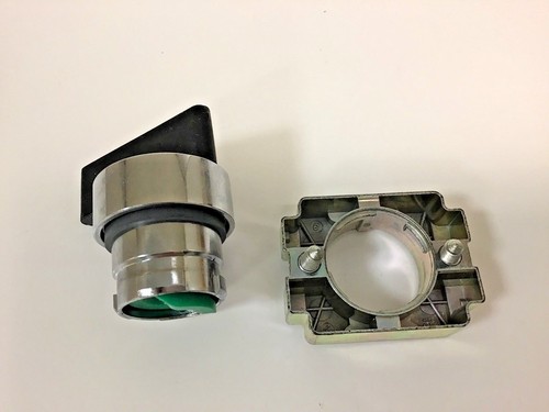 Altech Corp. 2AS2E-4 Ext. Selec Opr. 22mm, 3 Pos, Non III, Spr Rtn LR ...