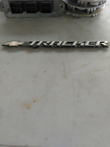 99 00 01 02 03 04 CHEVY TRACKER SIDE/ REAR EMBLEM BADGE SYMBOL LOGO OEM ...